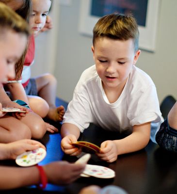 10 games to play with little English learners – English Through Play